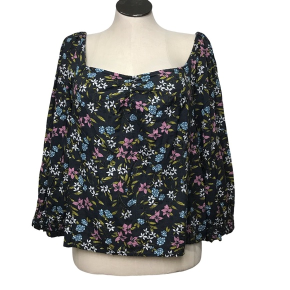 a.n.a | Tops | Ana Heart Neck Top Womens Sz Xxl Color Black Floral ...